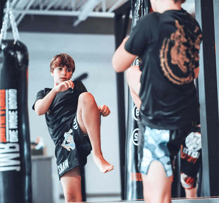 1MR ONE MORE ROUND - 1MR ONE MORE ROUND